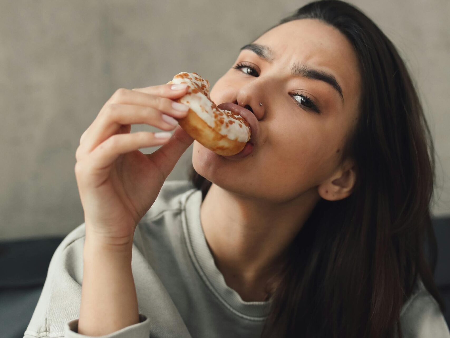 Heißhunger vor der Periode: Ursachen, Auswirkungen und wirksame ...